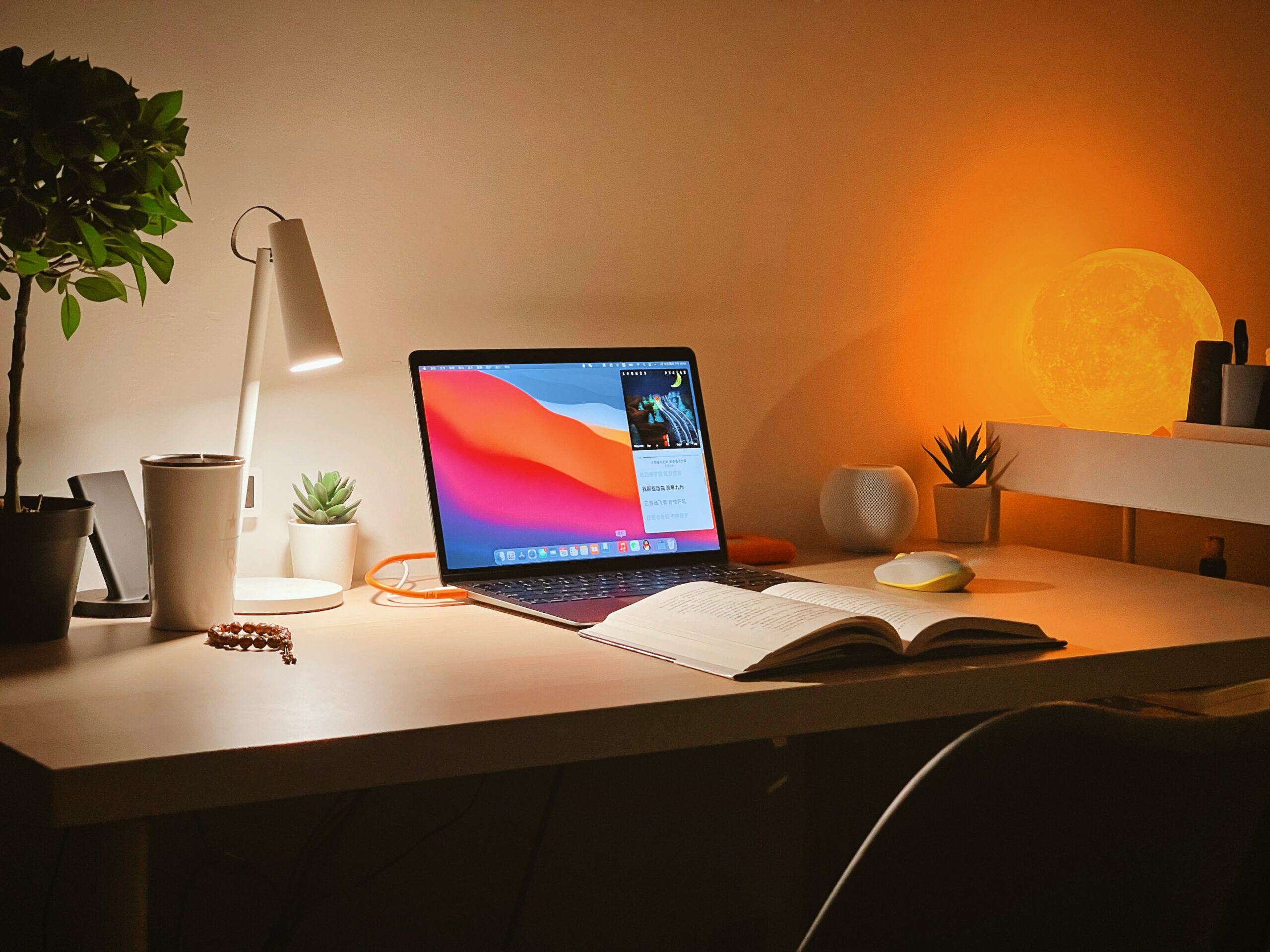 Macbook tip: Using two tabs at once! - ThePhoneLab